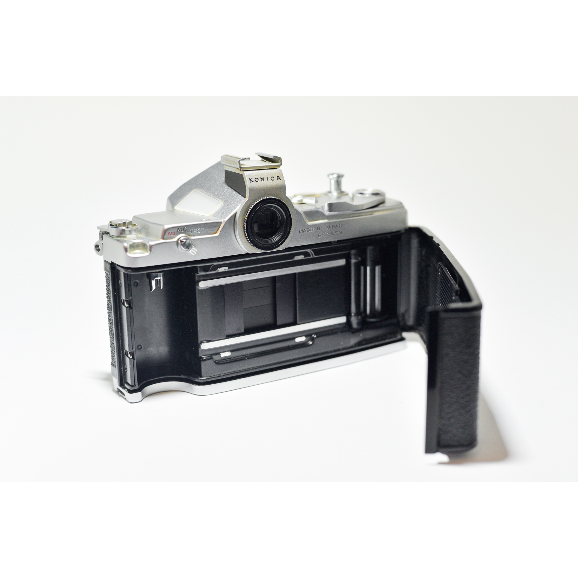 Konica (Revue) Auto -Reflex (Full-Half frame) - Revelate